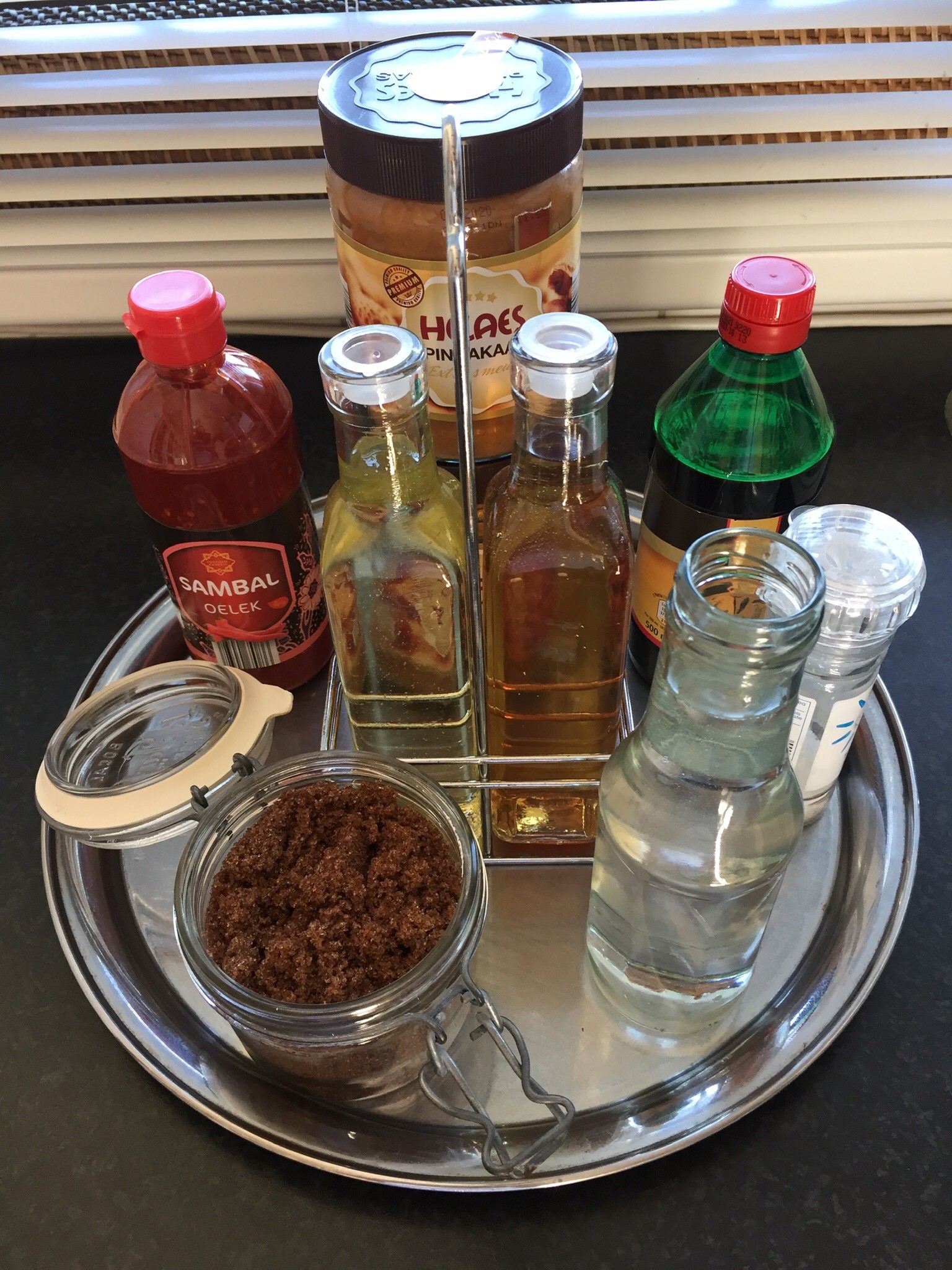 Zelf satesaus maken. Pindasaus klinkt ook lekker | SchoolBANK.nl - vind ...